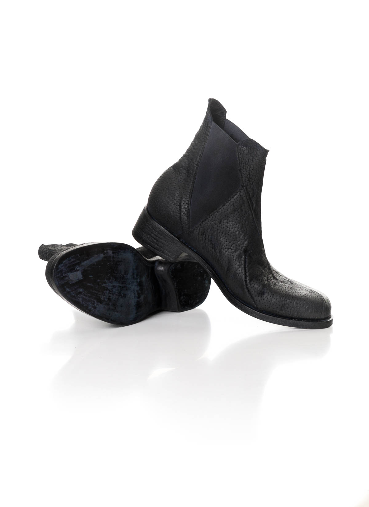 hide-m | LEON EMANUEL BLANCK Distortion Chelsea Boot, black