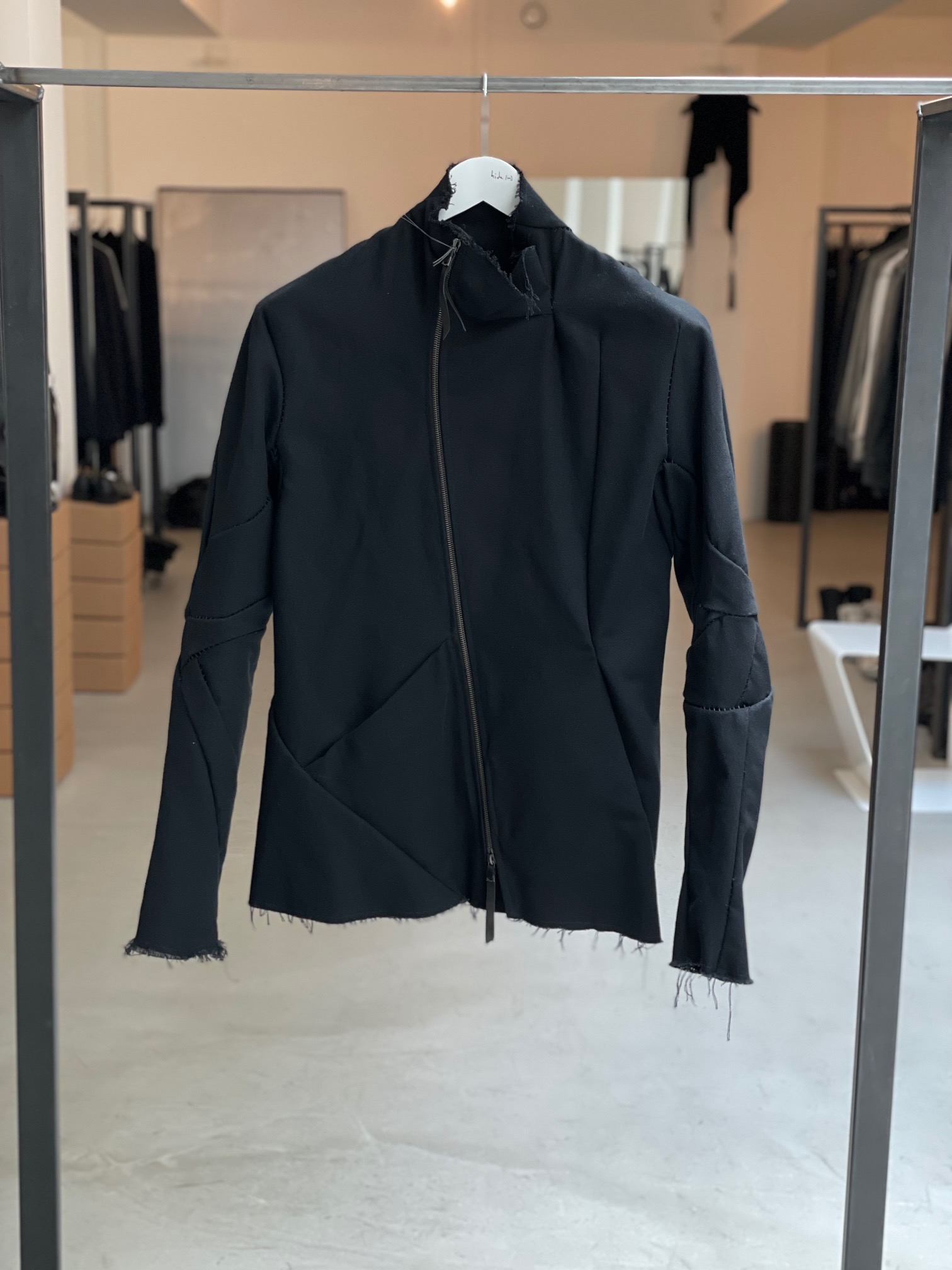 hide-m | LEON EMANUEL BLANCK Distortion Jacket black cotton canvas