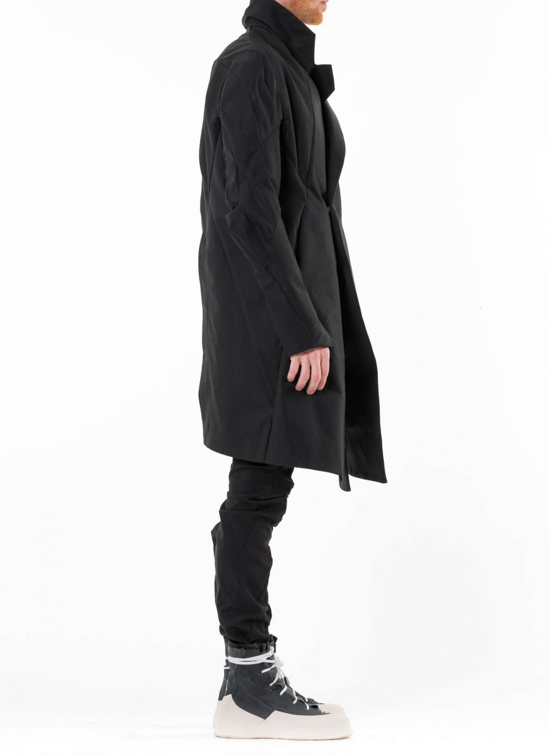 hide-m | LEON EMANUEL BLANCK Distortion Officer Coat, black