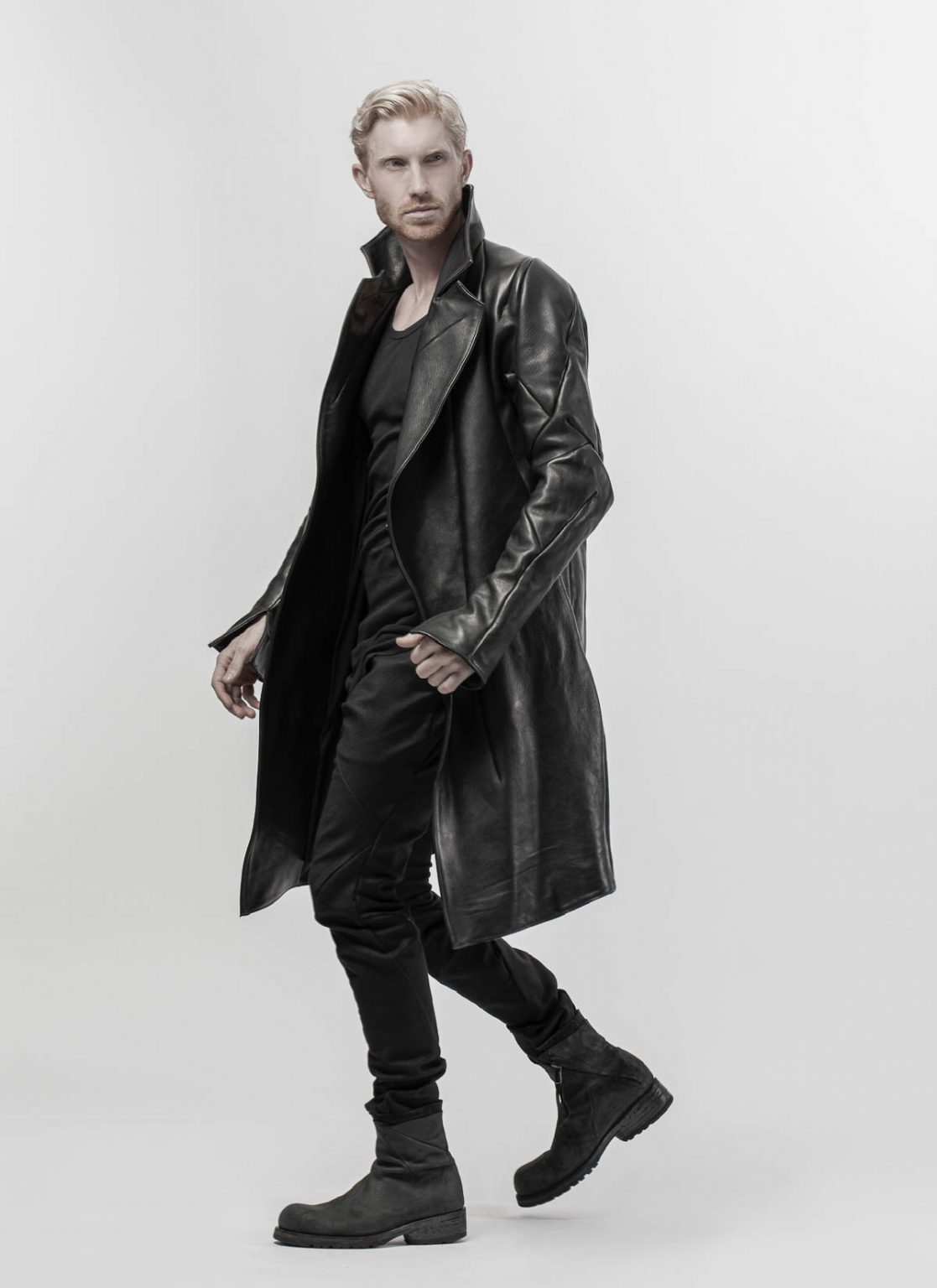 hide-m | LEON EMANUEL BLANCK Distortion Officer Coat, black horse