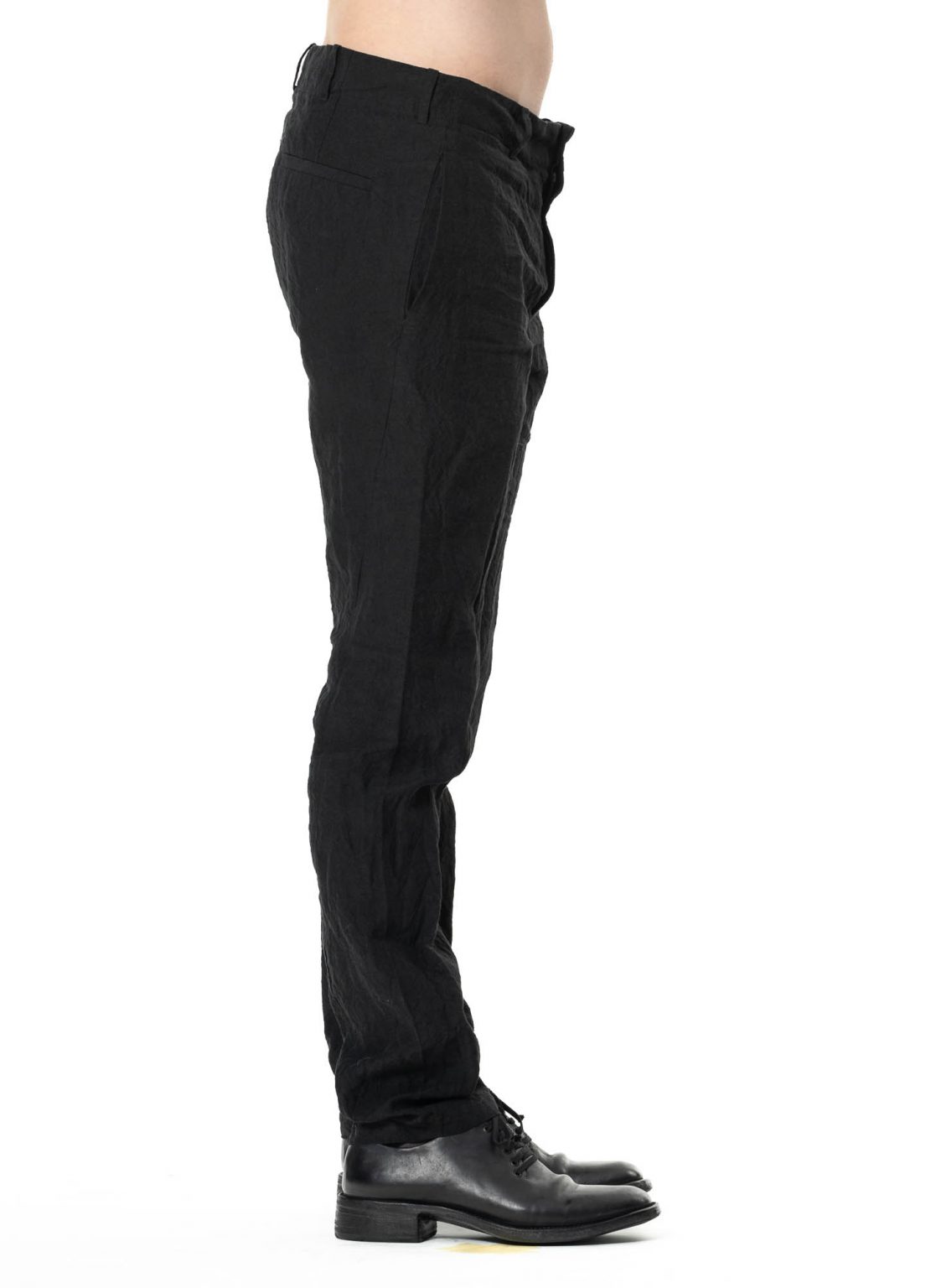 hide-m | FORME D’EXPRESSION Contoured Pants 2.0, black linen