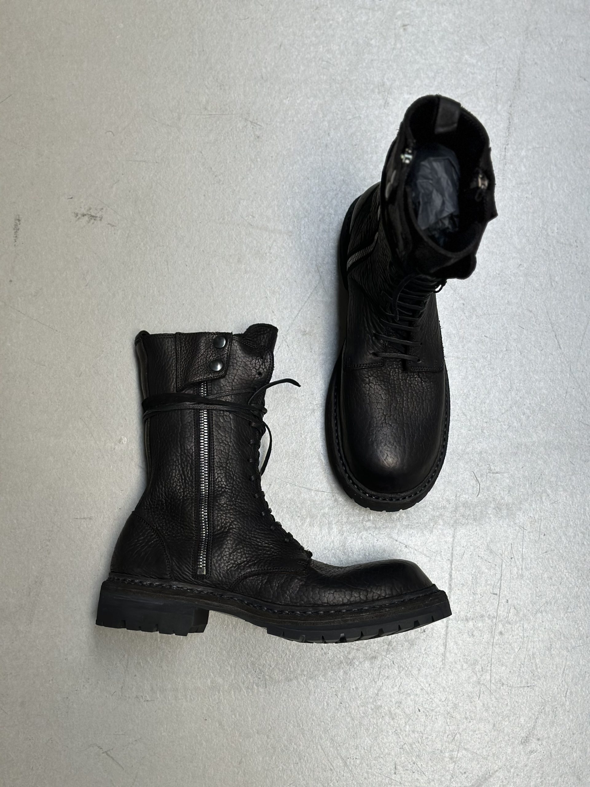 hide-m | GUIDI ER01V Laced Up Side Zip Boot Vibram, black bison