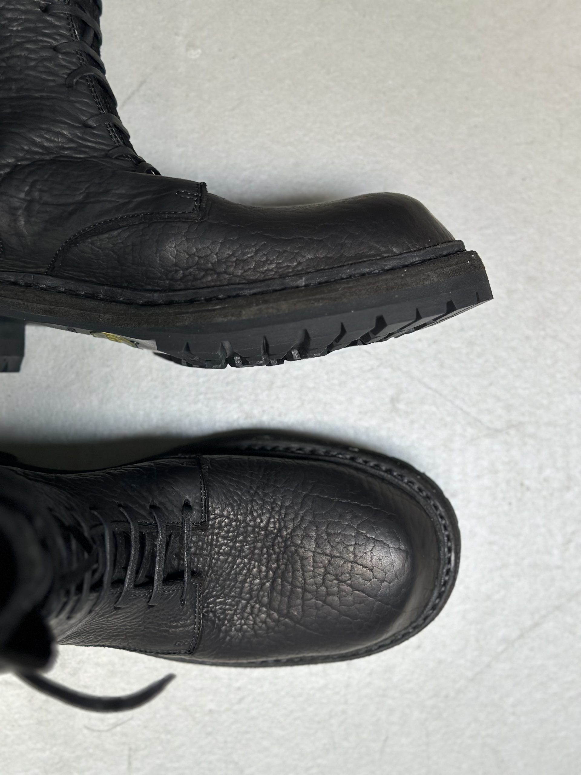 hide-m | GUIDI ER01V Laced Up Side Zip Boot Vibram, black bison