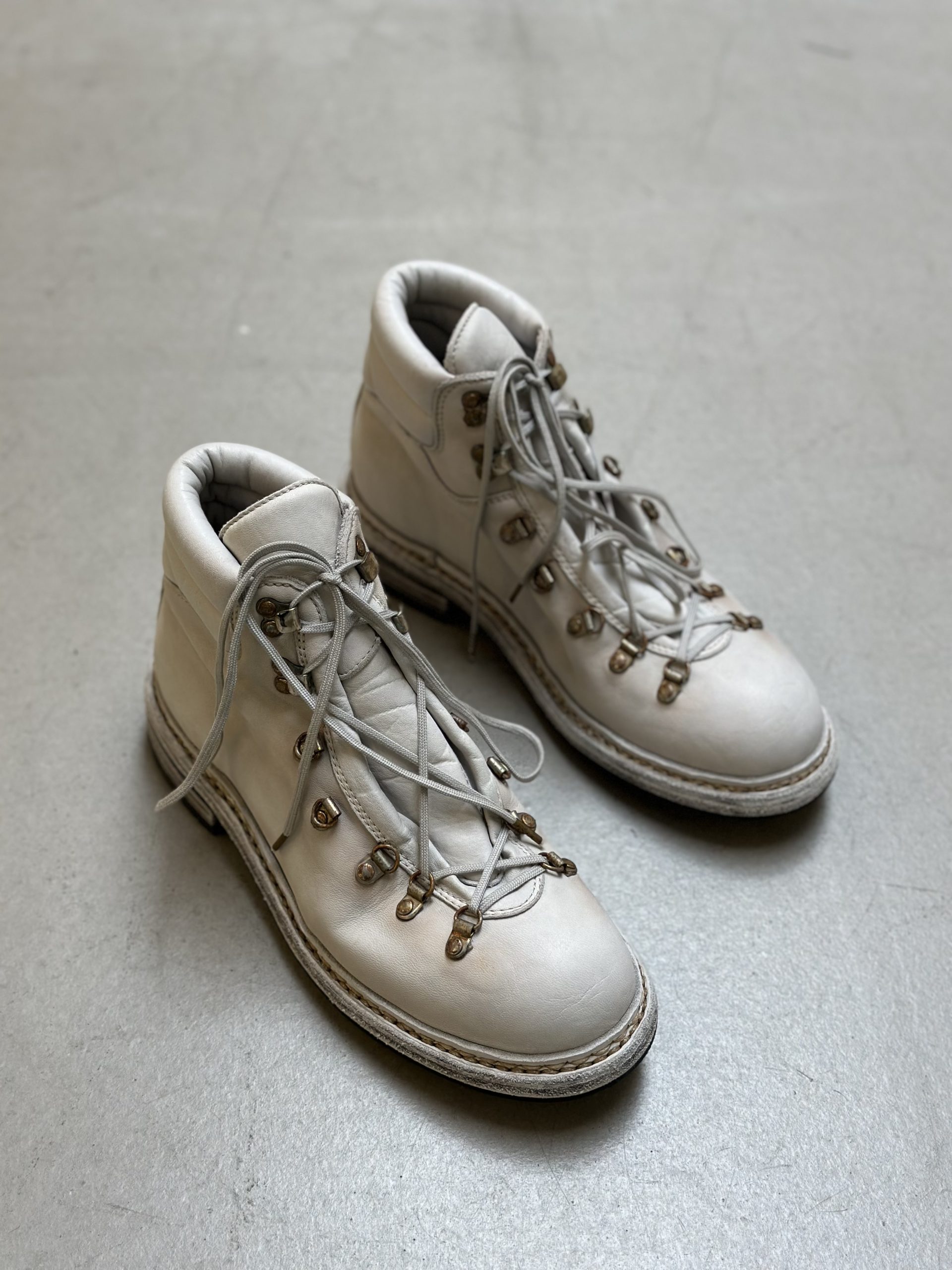 hide-m | GUIDI 19 Men Hiking Boot, light grey horse leather