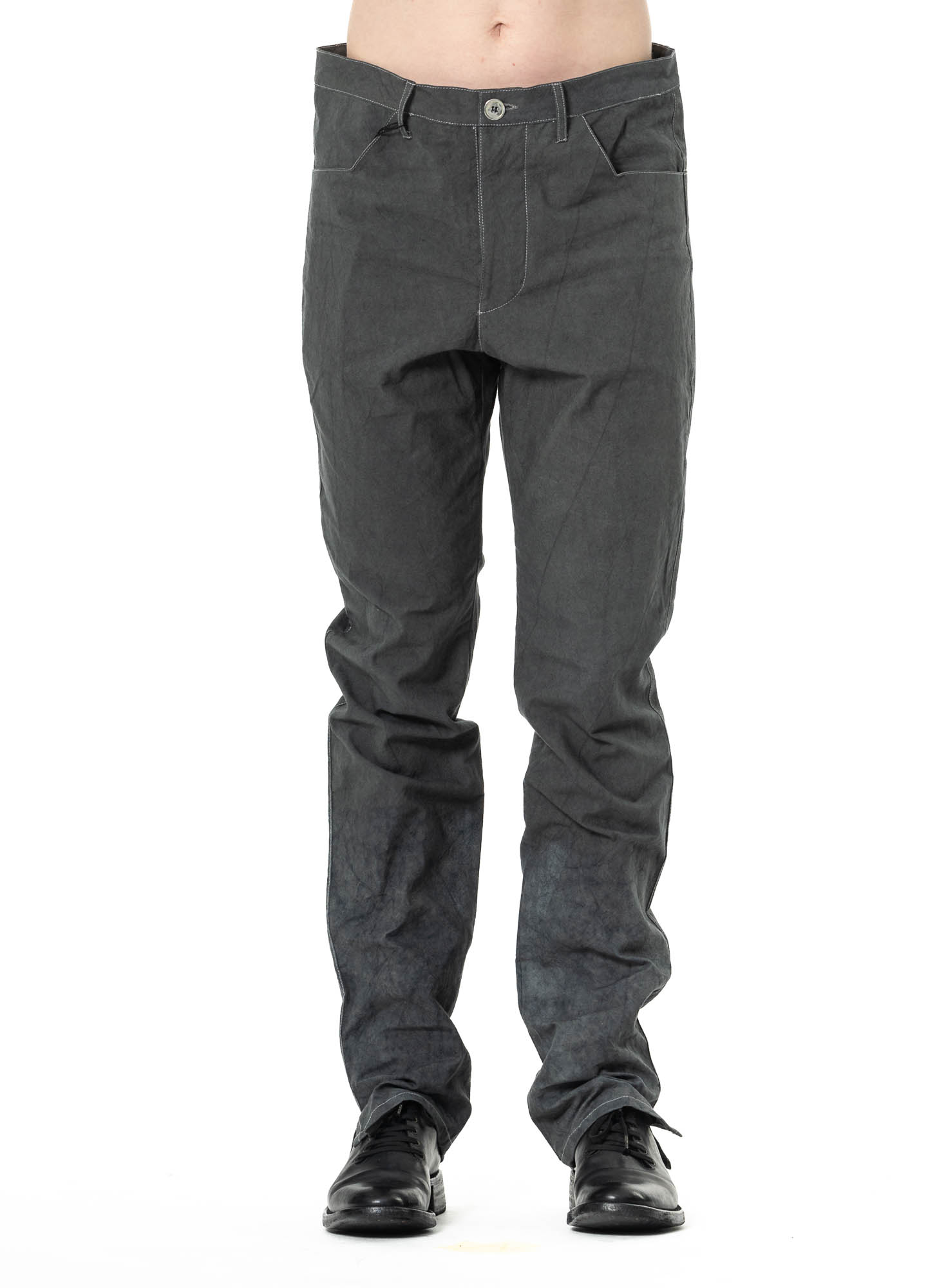 hide-m | KANG Men Back Split Fitted Denim Pants, off black cotton