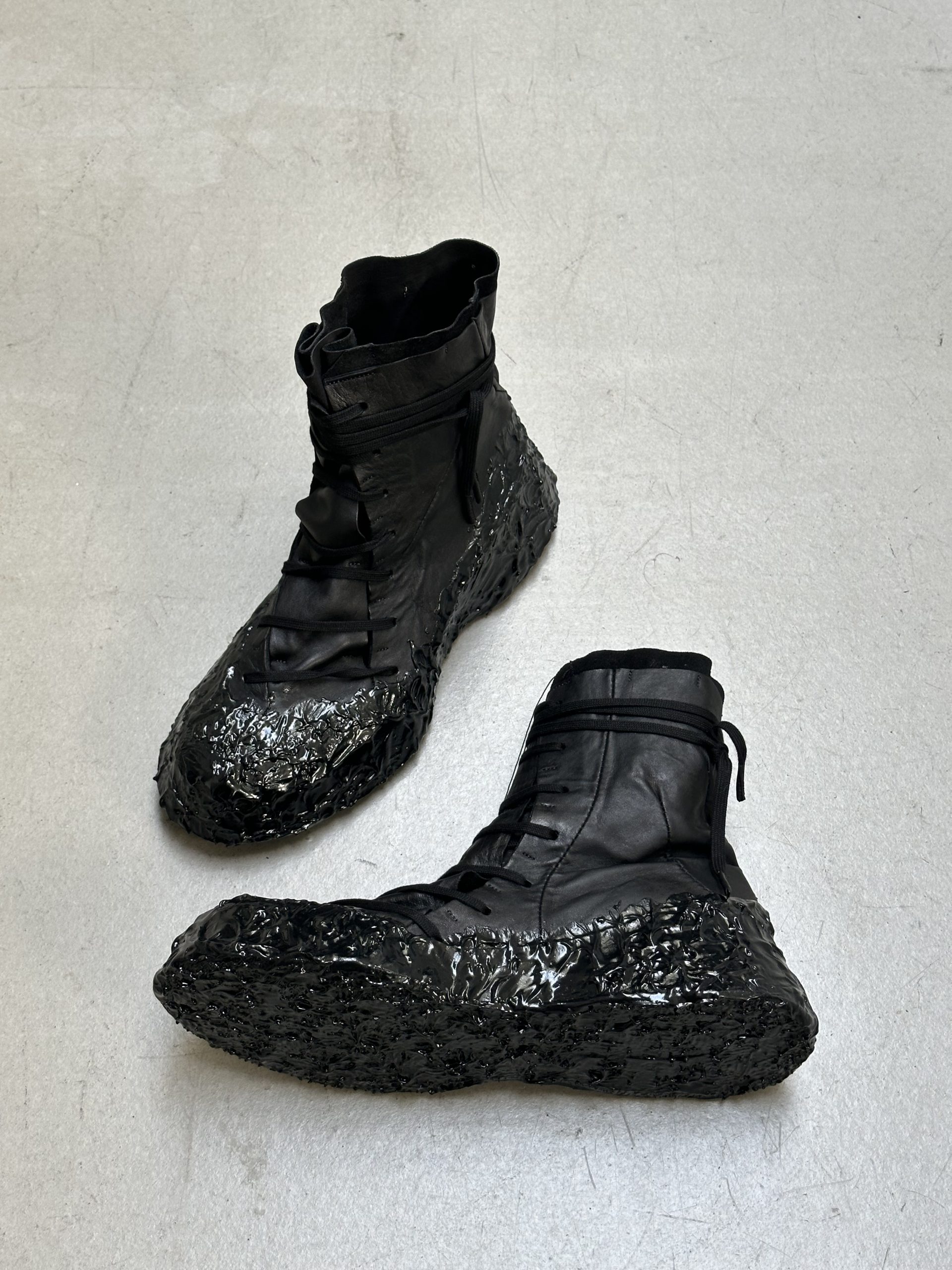 hide-m | LEON EMANUEL BLANCK High Top Sneaker Symbiosis Sole
