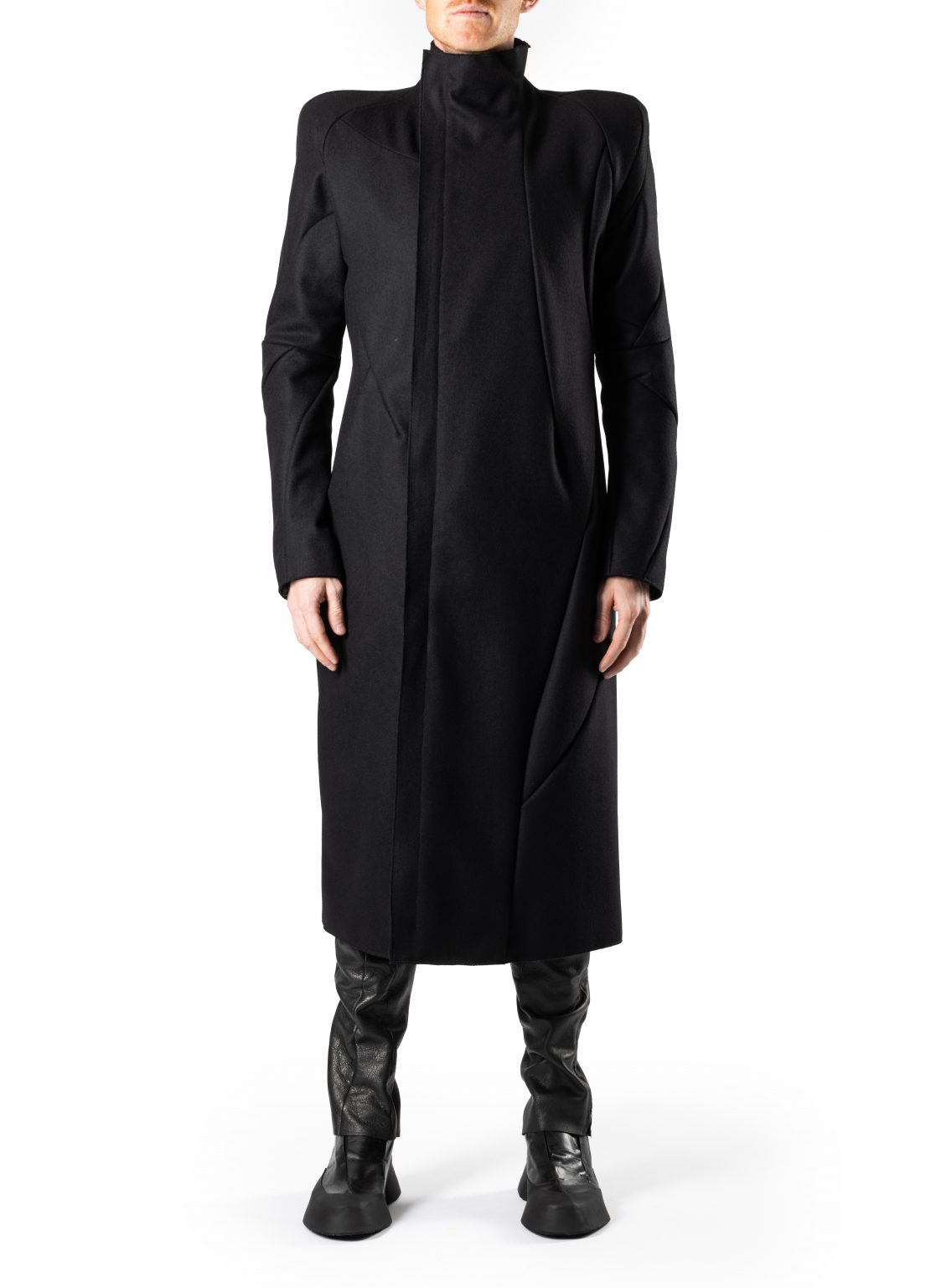 hide-m | LEON EMANUEL BLANCK Power Shoulder Coat, black