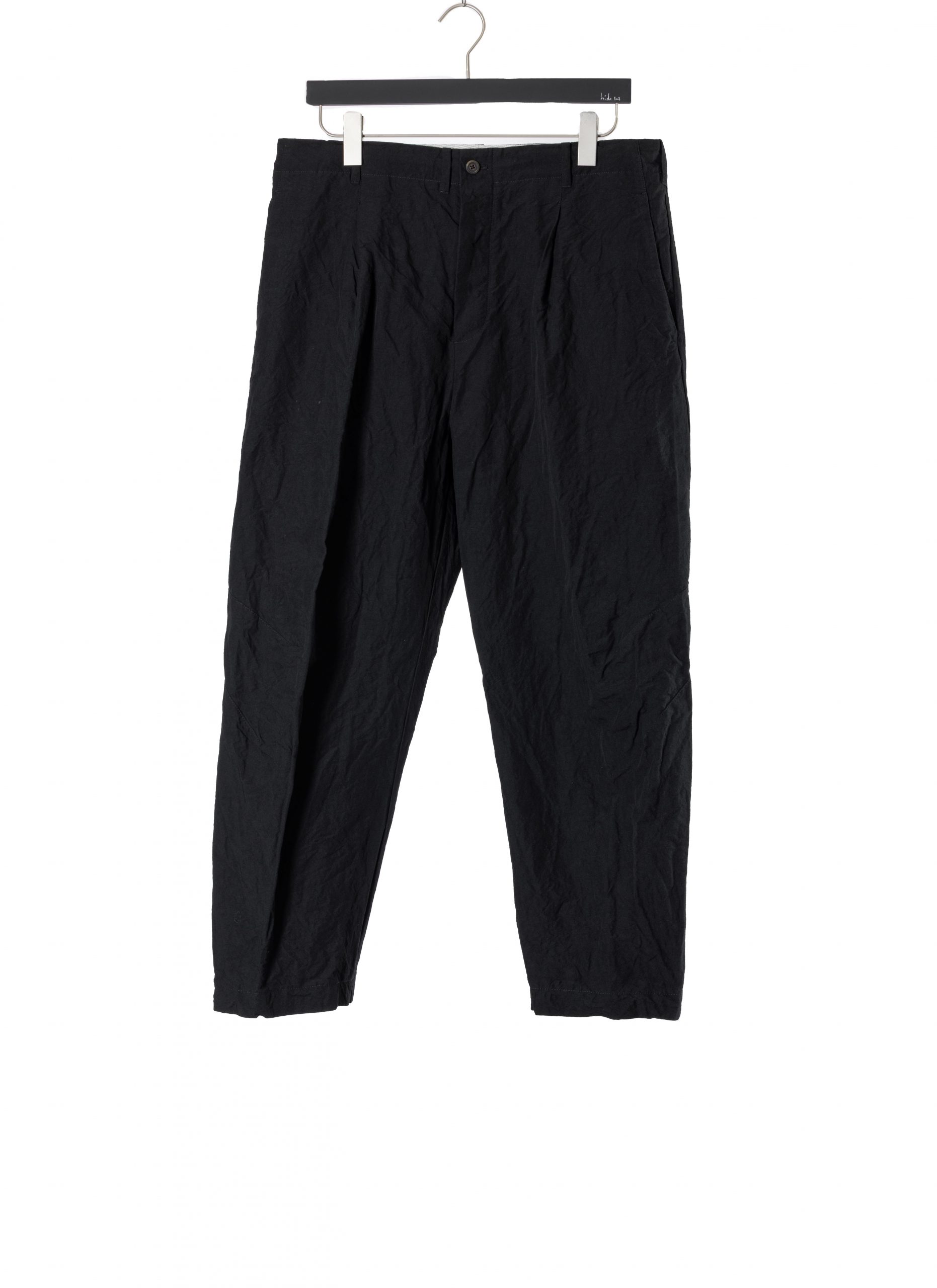 Forme D'Expression - Shop Online, Worldwide Shipping - hide [m]