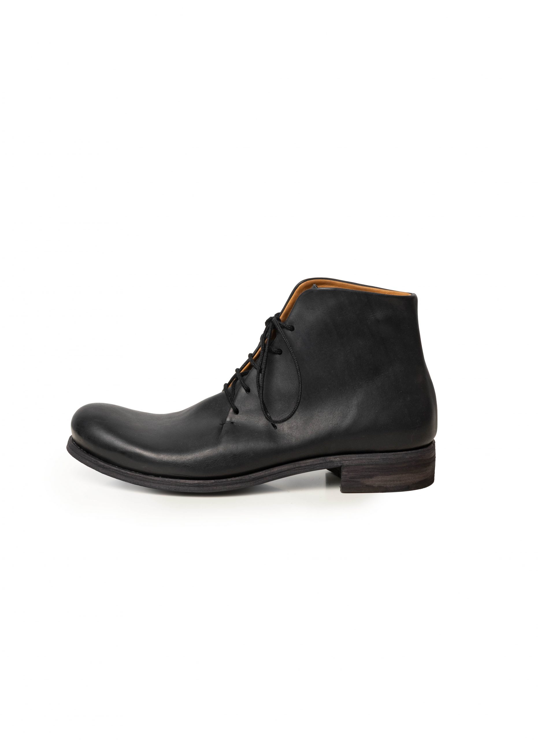 hide-m | M.A+ One Piece Leather Short Boot S1A2, black