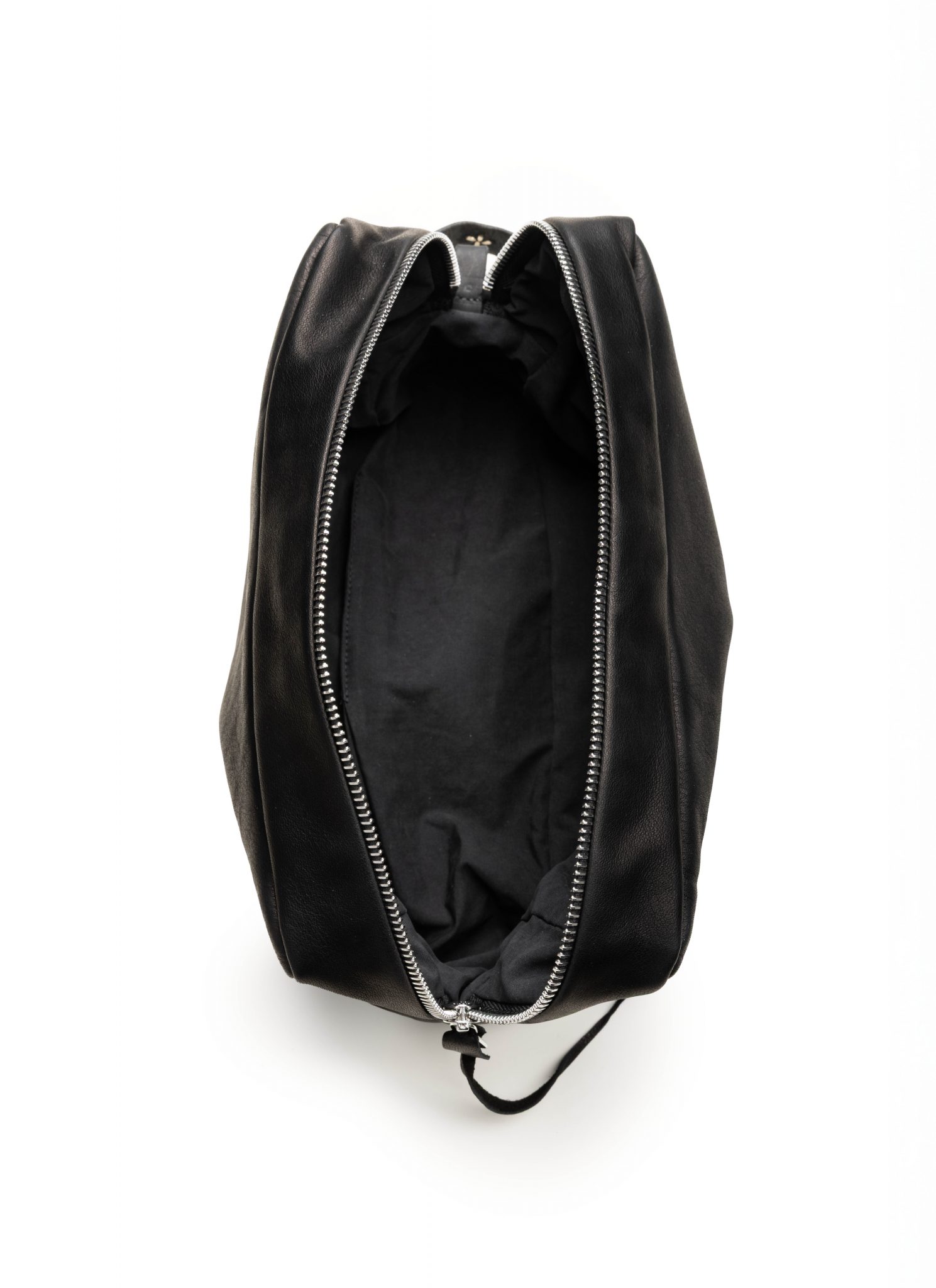 hide-m | m.a+ Maurizio Amadei Beauty Case BU22