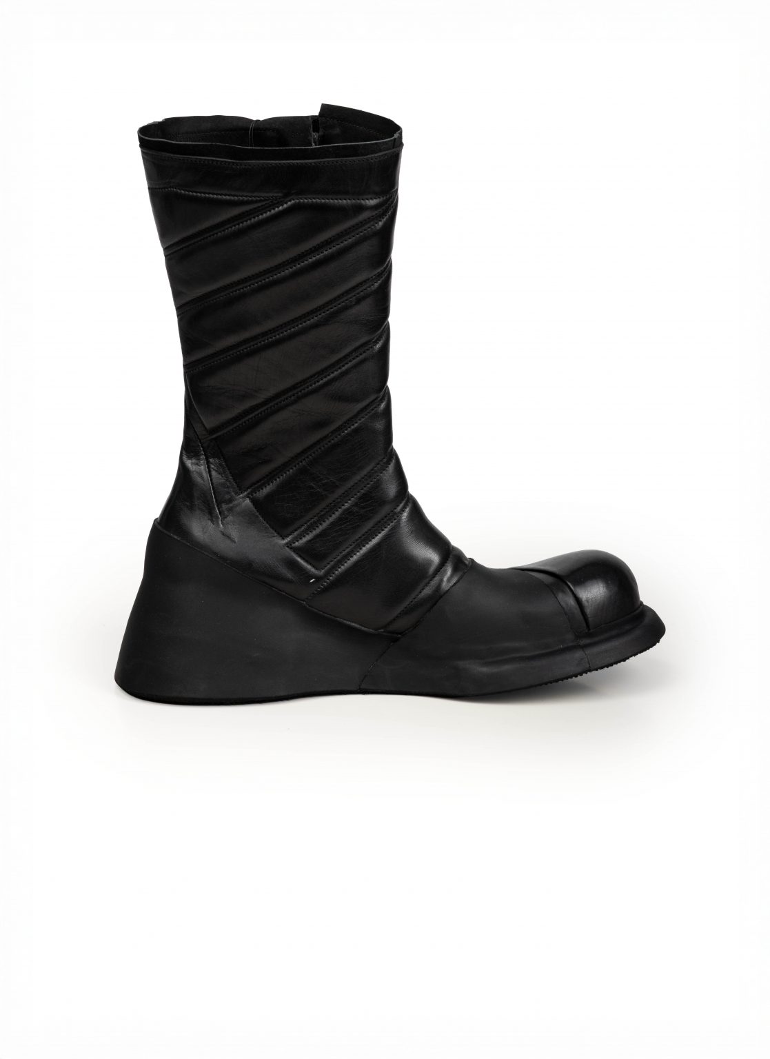 hide-m | Leon Emanuel Blanck Distortion Biker Boot, black horse